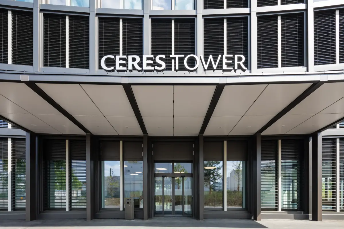 CERES-Tower Pratteln-Eleganz durch Farben und Form - Brillux