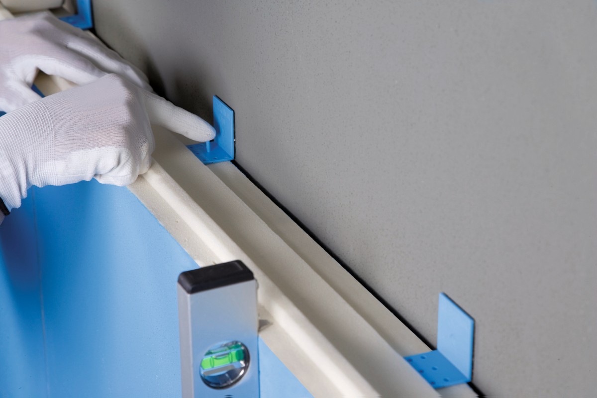 Platzsparende Dämmung mit PUR Smart und PUR Qju - Brillux